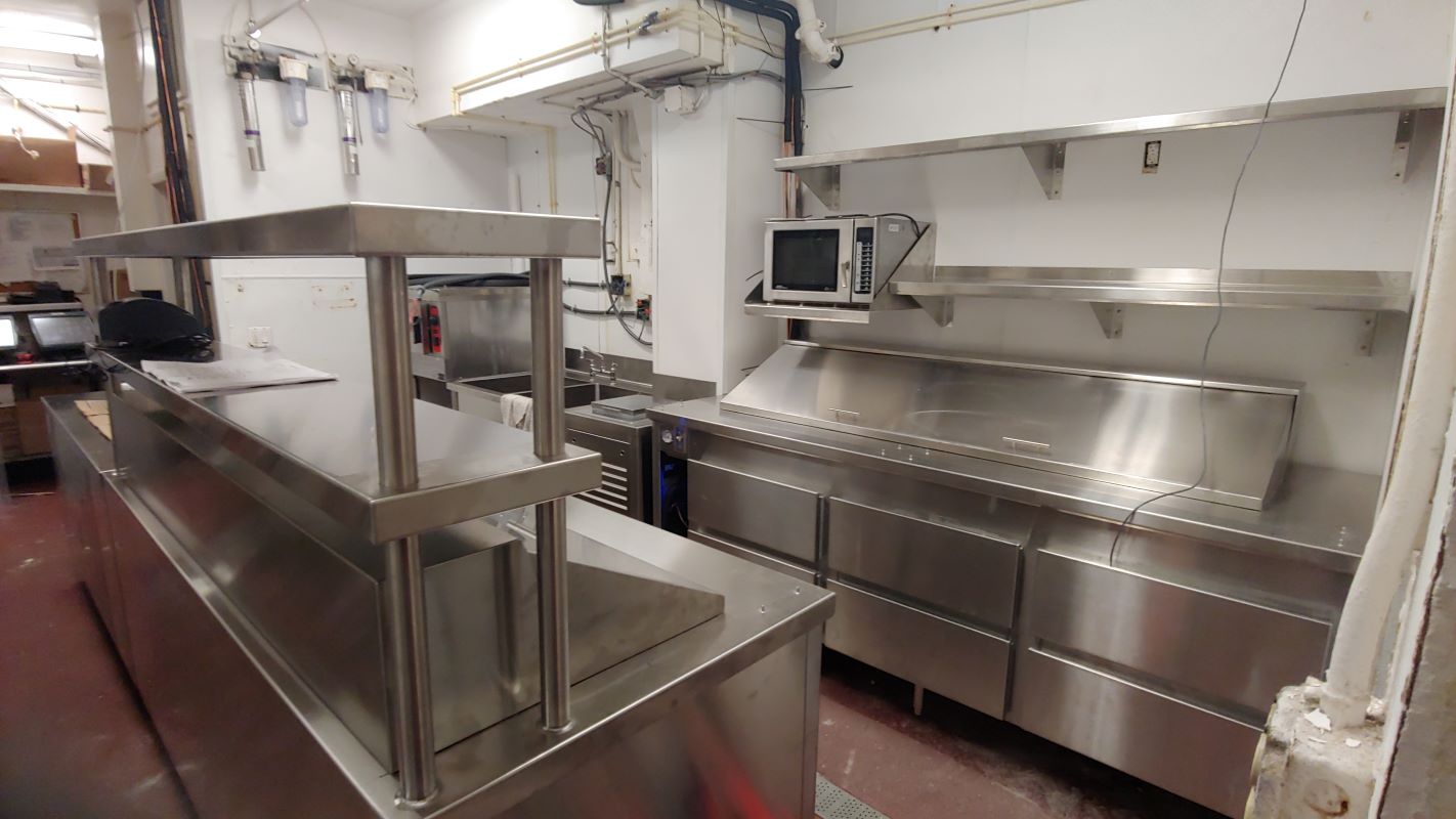 Custom Restaurant Service Counters and Their Long-Term Value